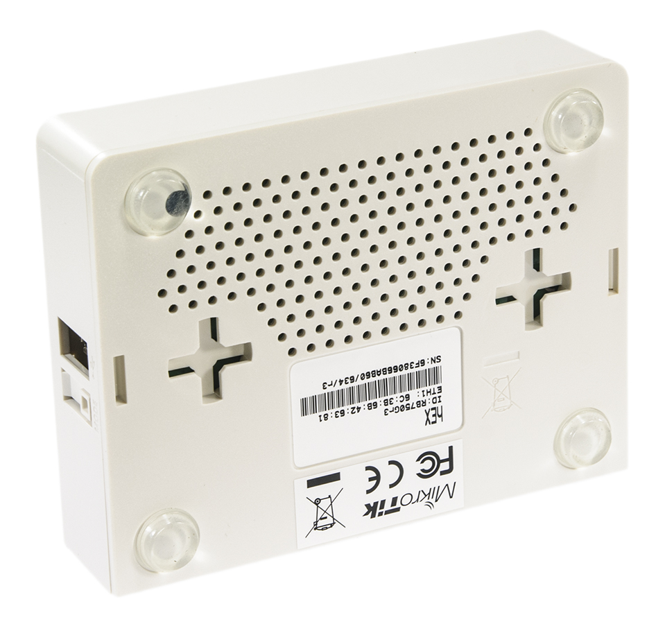 MikroTik RouterBOARD RB750Gr3 hEX